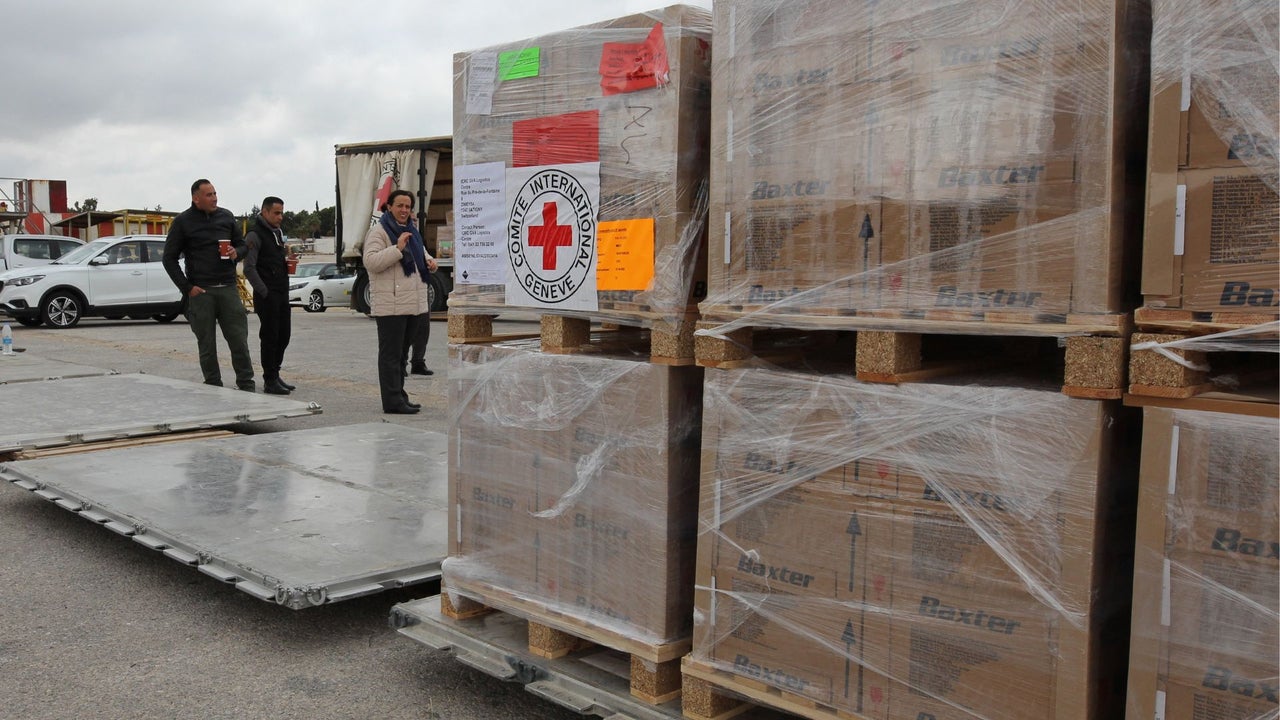 Aterriza en Sudán el primer avión con ayuda humanitaria | NTN24.COM