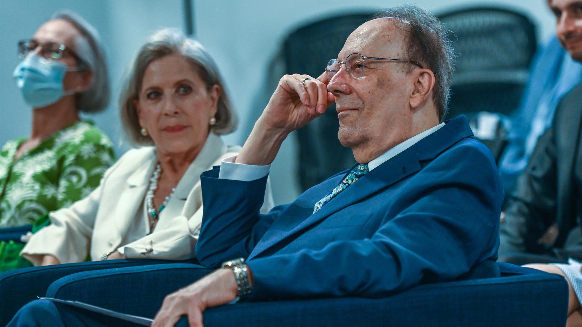 Denuncian agresión y robo por homofobia en C. C. San Ignacio de Caracas ...