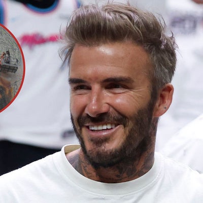 Sonrisa de oreja a oreja: David Beckham totalmente feliz al visitar el mural con el que ...