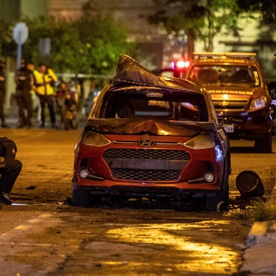 Carro bomba explotó en zona comercial en Quito: entre los seis capturados hay un colombiano ...