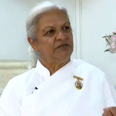 Gayatri Naraine, representante de Brahma Kumaris ante la ONU, habla de ...