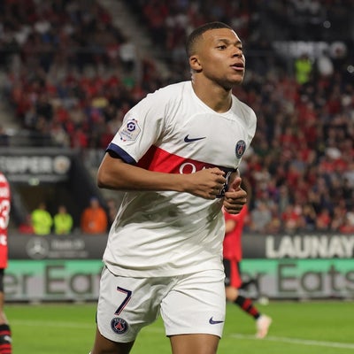 En soledad frente al arco: así fue el increíble gol que erró Mbappé con ...