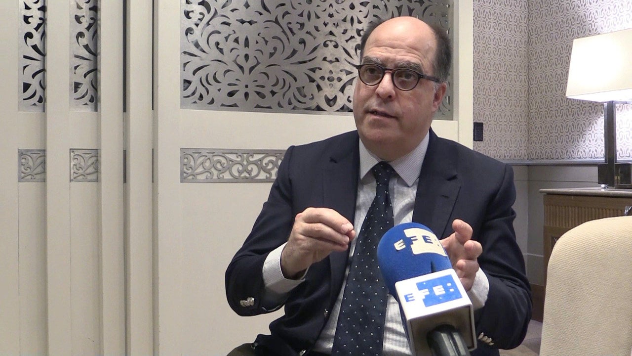 "Es la reacción de un régimen absolutamente débil": Julio Borges sobre orden de captura que ...