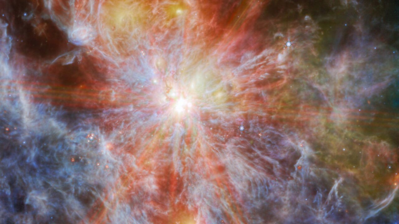 Así se ve el nacimiento de un cúmulo de estrellas captado por el ...