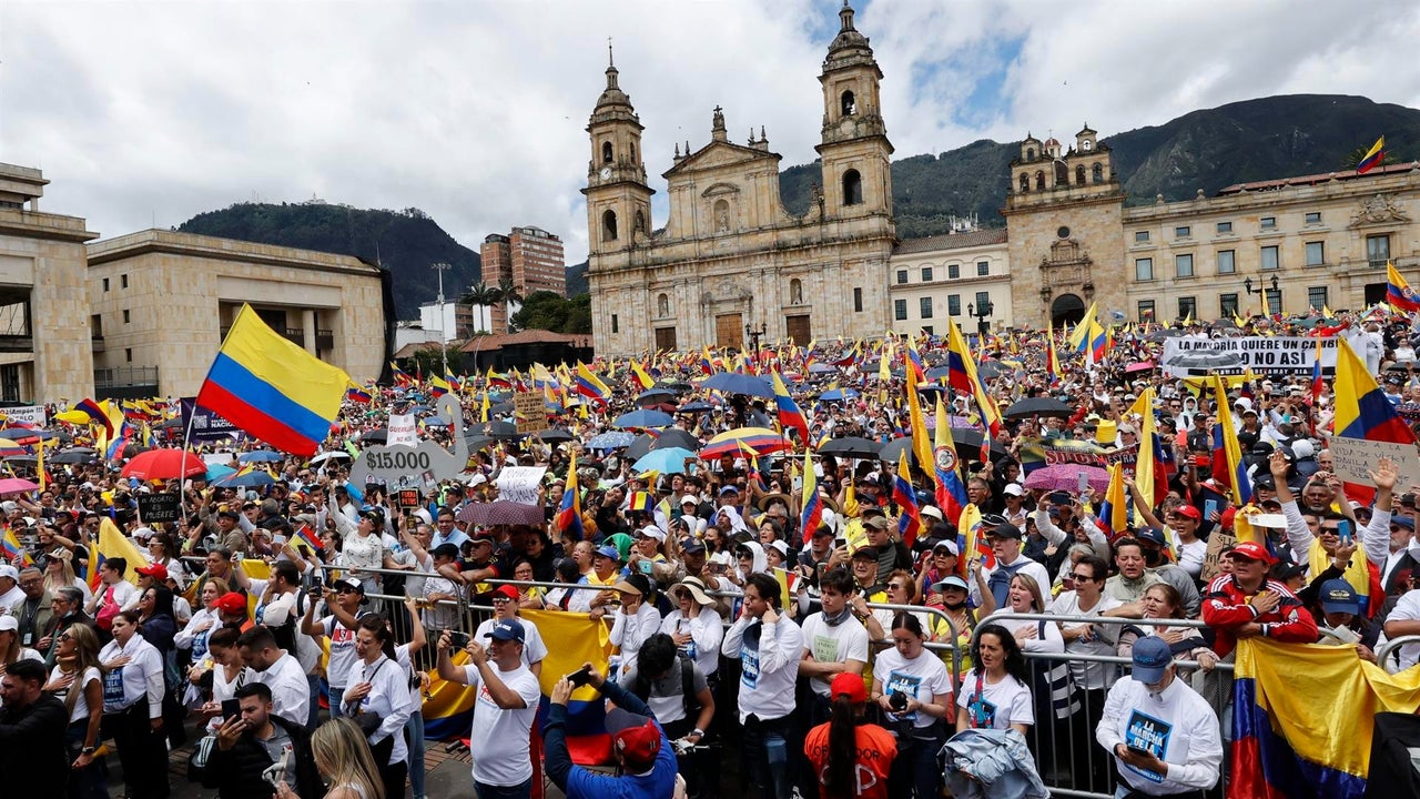“El Pacto Histórico hace oídos sordos a lo que pasa en las calles de ...