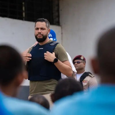 Régimen de Maduro intervino la cárcel de El Dorado: Incautan armas ...