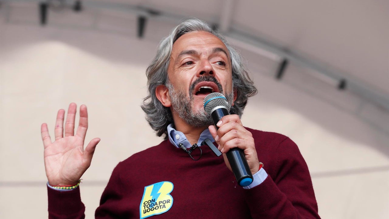 Juan Daniel Oviedo anuncia su carrera por la presidencia para 2026: "No soy uribista y no estoy ...