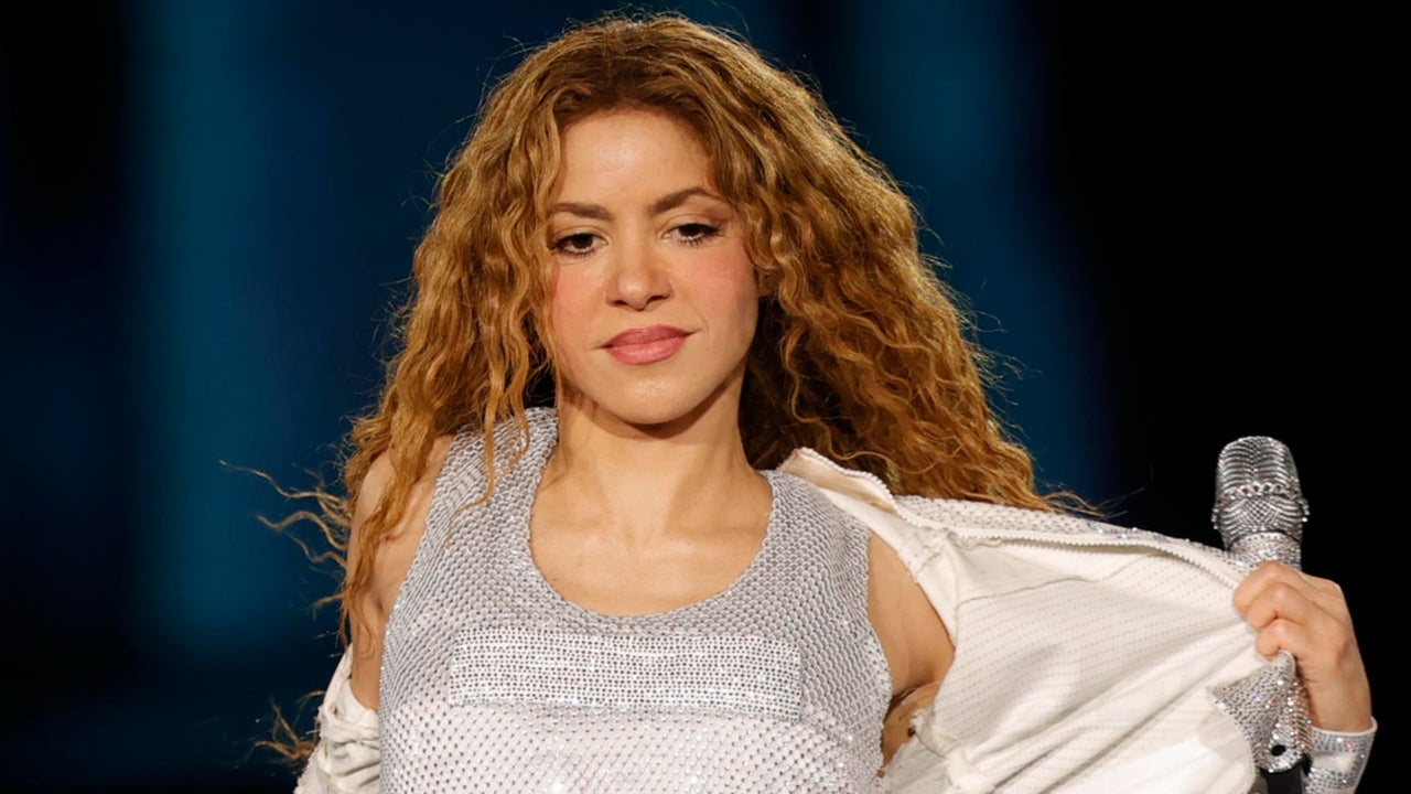 Shakira reacciona con sutil gesto al ser reconocida tras ventanas del ...