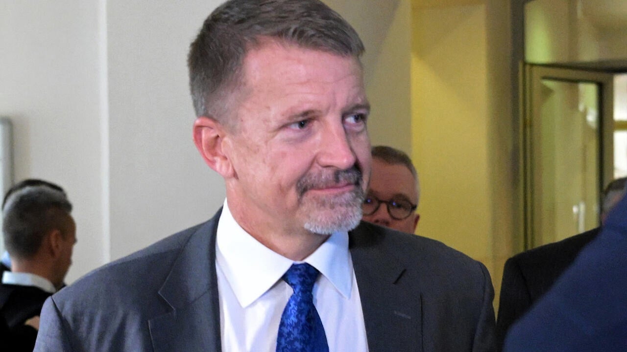 Erik Prince revela a Trump Jr. su estrategia para sacar a Maduro del ...
