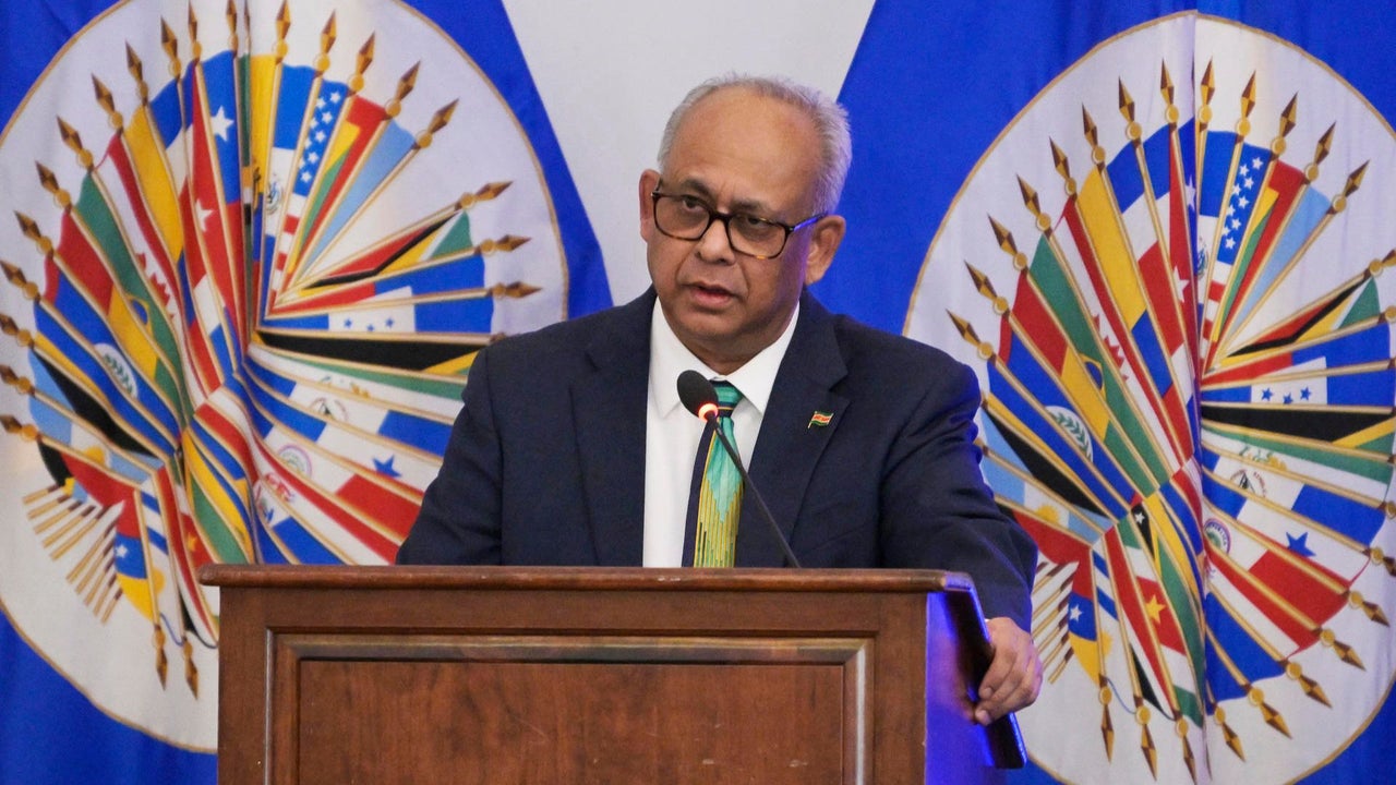 Almagro vs. Ramdin: Choque de posturas sobre dictaduras en la región ...
