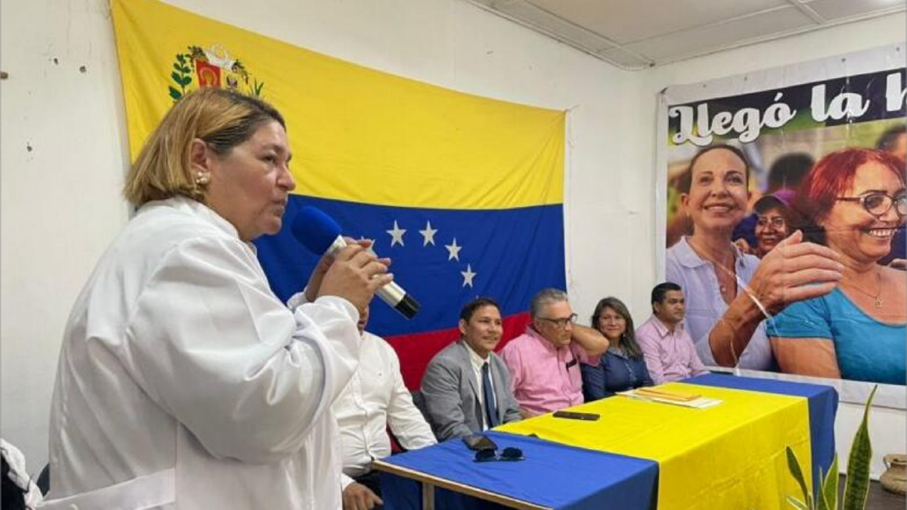 La enfermera Yanny González, Luis Fernando Junior Sánchez y Diógenes ...