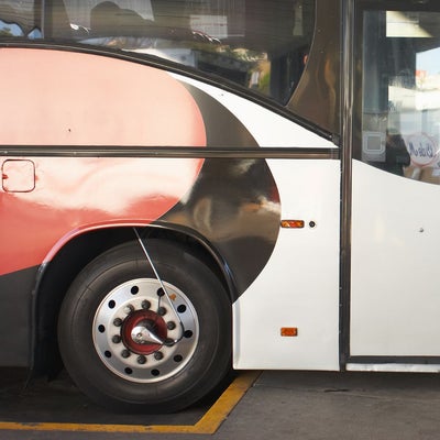Accidente de bus deja 18 muertos en Perú: el vehículo cayó a un abismo ...