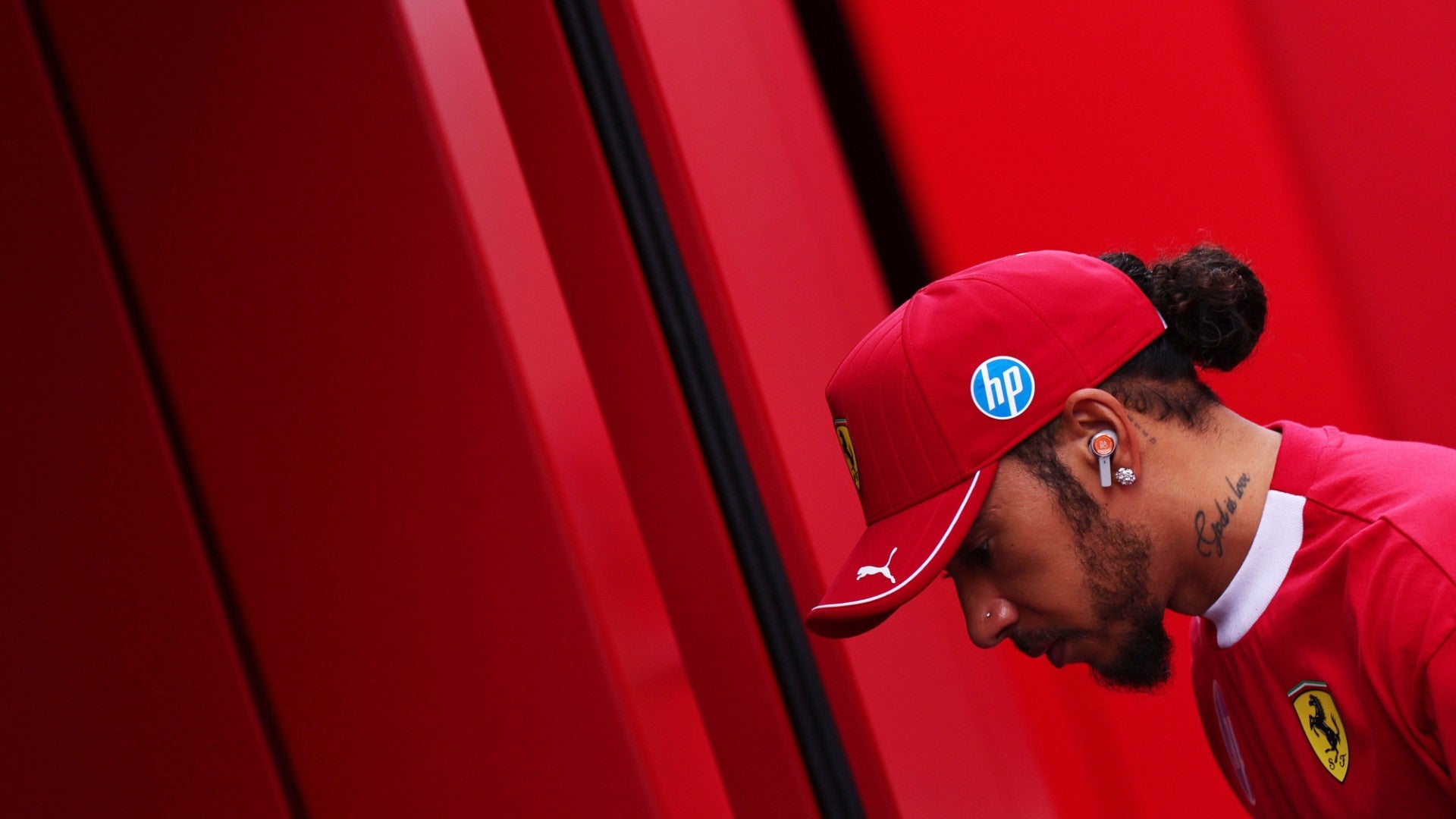 Este es el motivo por el que Lewis Hamilton recibió una dura sanción y perderá posiciones en el ...