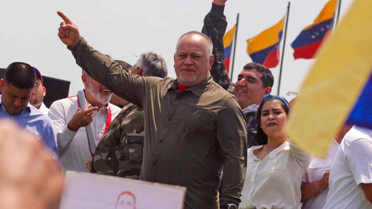 Diosdado Cabello amenaza con un "contraataque devastador" en alusión al ...