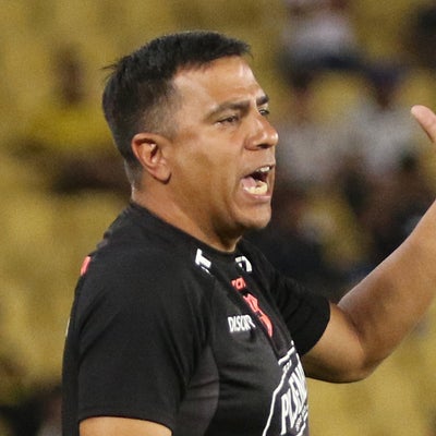 Nueva agresión del venezolano César Farías a jugador rival en Ecuador ...