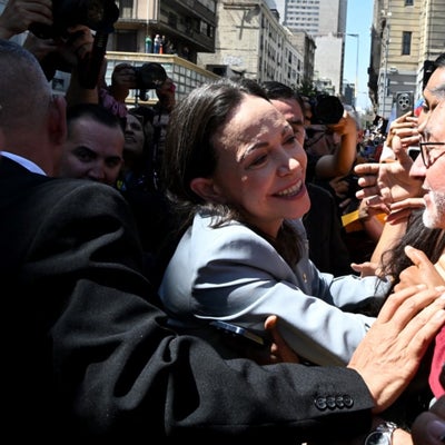 Así fue el emotivo encuentro de María Corina Machado con venezolanos en ...