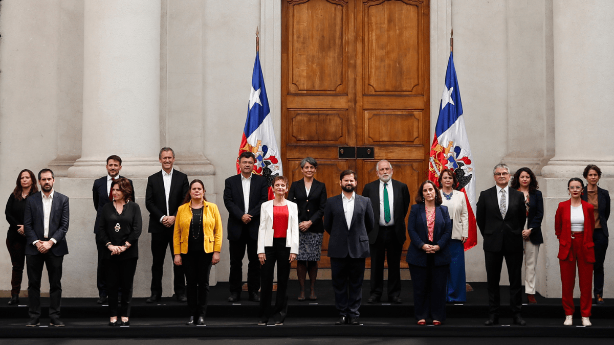Gabriel Boric renueva su gabinete en la víspera de su primer año de ...