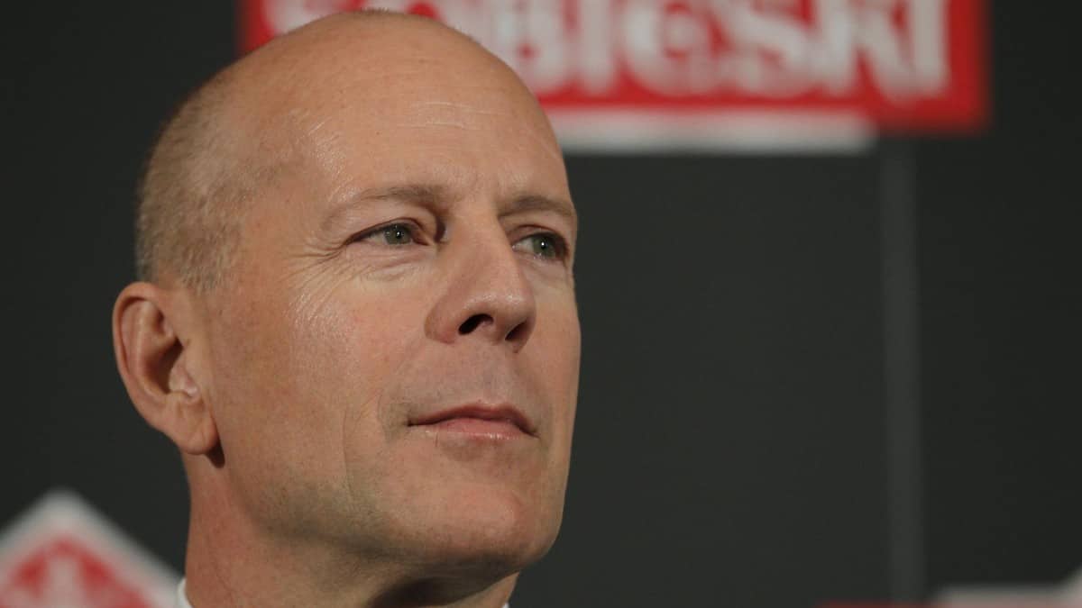 El emotivo festejo de cumpleaños del actor Bruce Willis junto a su ...
