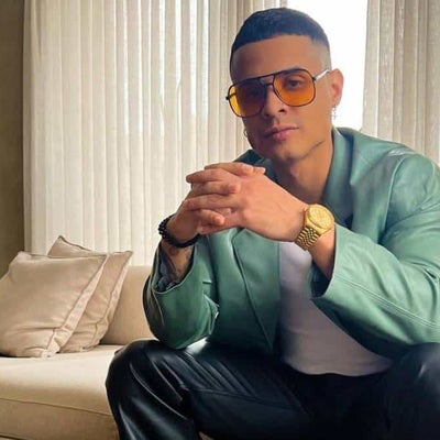 El cantante Christian Alicea revive "Vuelve" un clásico del maestro ...