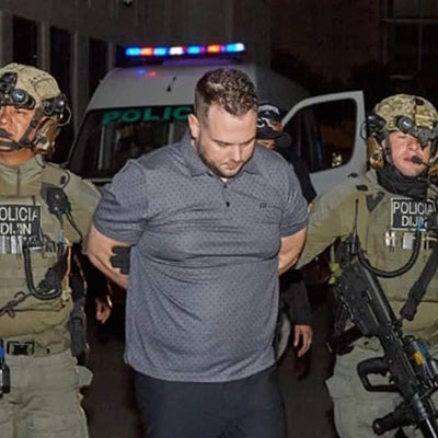 John Poulos fue invitado por un congresista republicano al discurso del ...