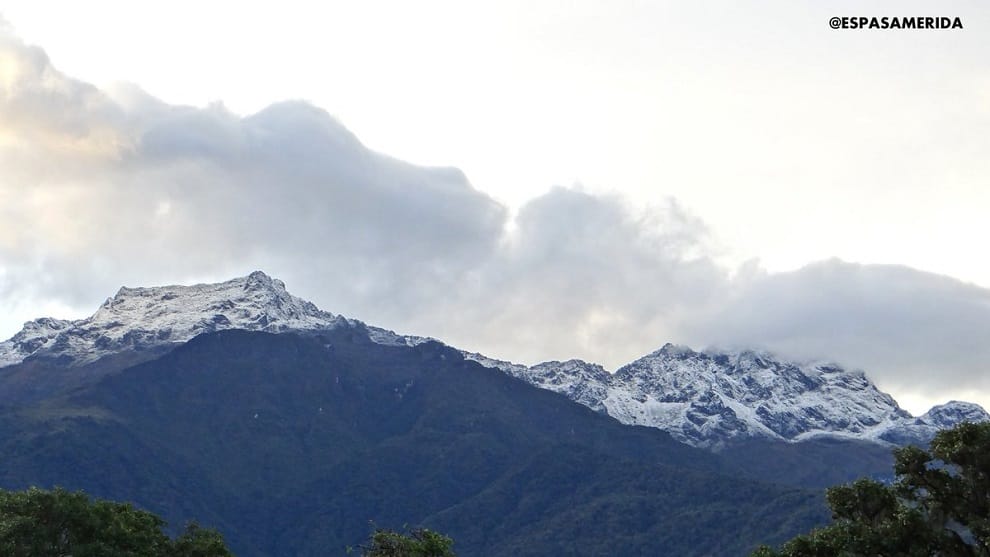 Mérida se engalana con la primera nevada de julio en el Pico Bolívar ...