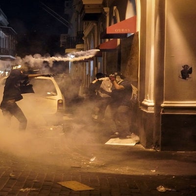 Masiva protesta contra gobernador de Puerto Rico liderada por artistas ...